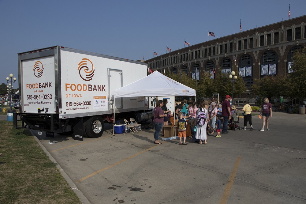 Nothing Compares to Fighting Hunger at the Iowa State Fair! - Food Bank ...